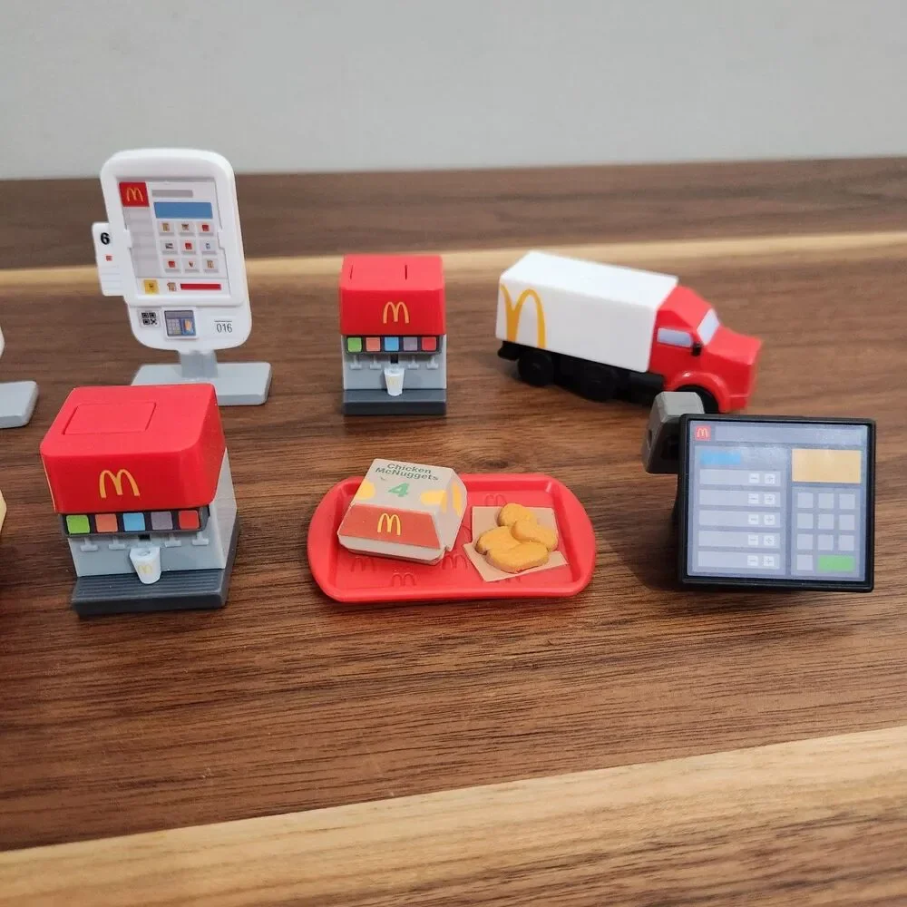 McDonald's | Toys | Lil Mcdonalds Little Happy Meal Toys 225 Lot Of 0 ...